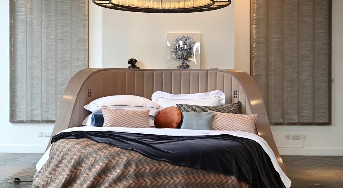 Savoir's Three Sixty Rotating Bed - KODARI Magazine