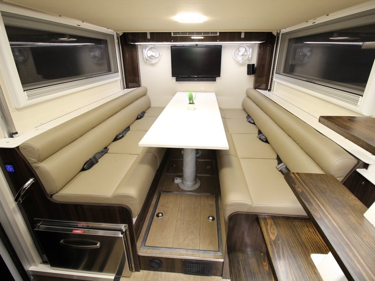 $2 Million RV - Commander 8x8 - KODARI Magazine