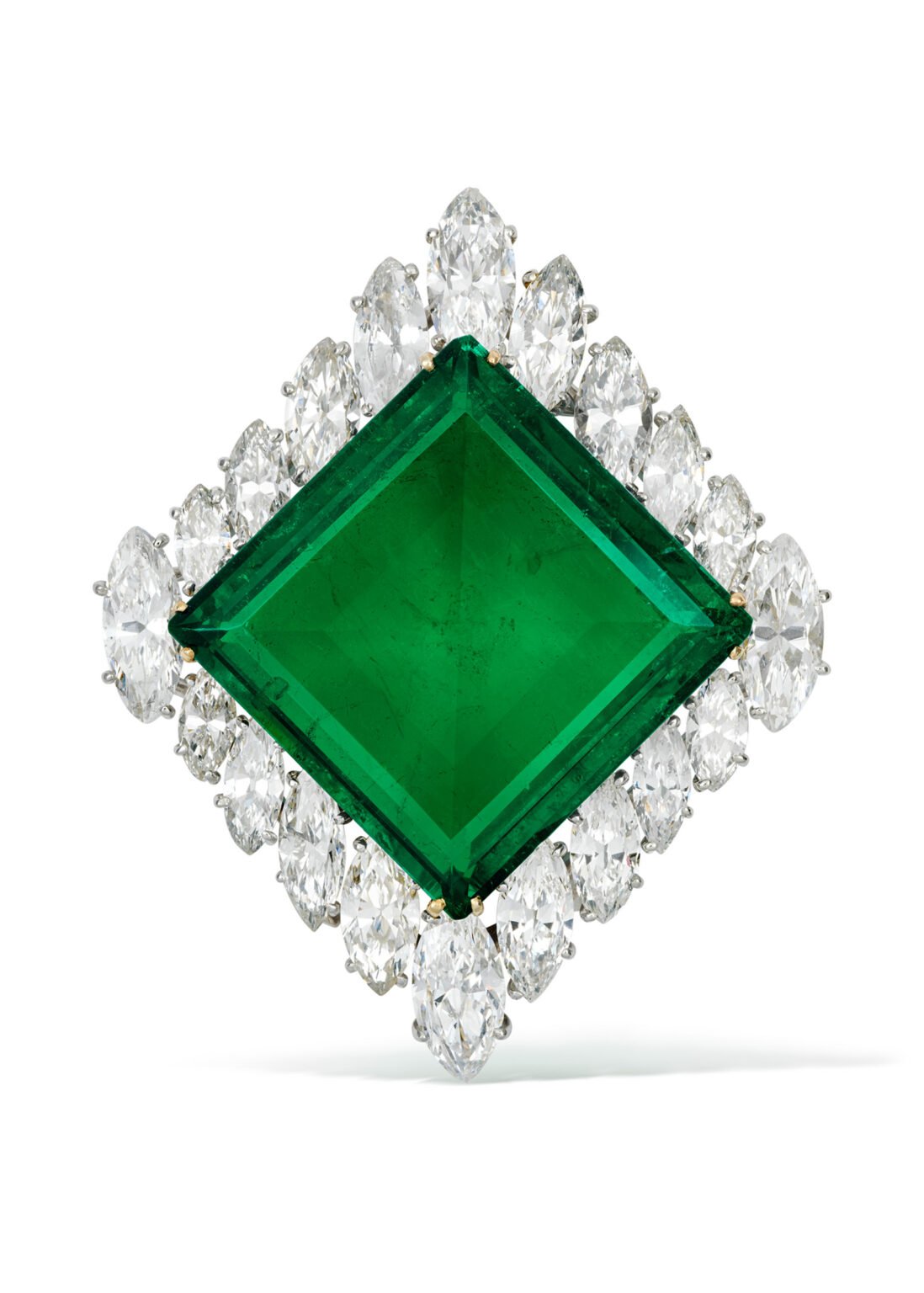 The Aga Khan Emerald: A Historic Jewel Shatters Auction Records ...