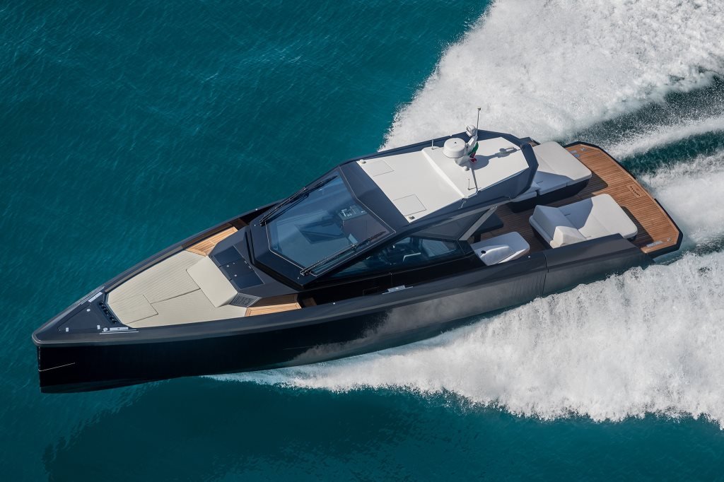 Ferretti Group: The Pinnacle of Luxury Yachts and Innovation - KODARI ...
